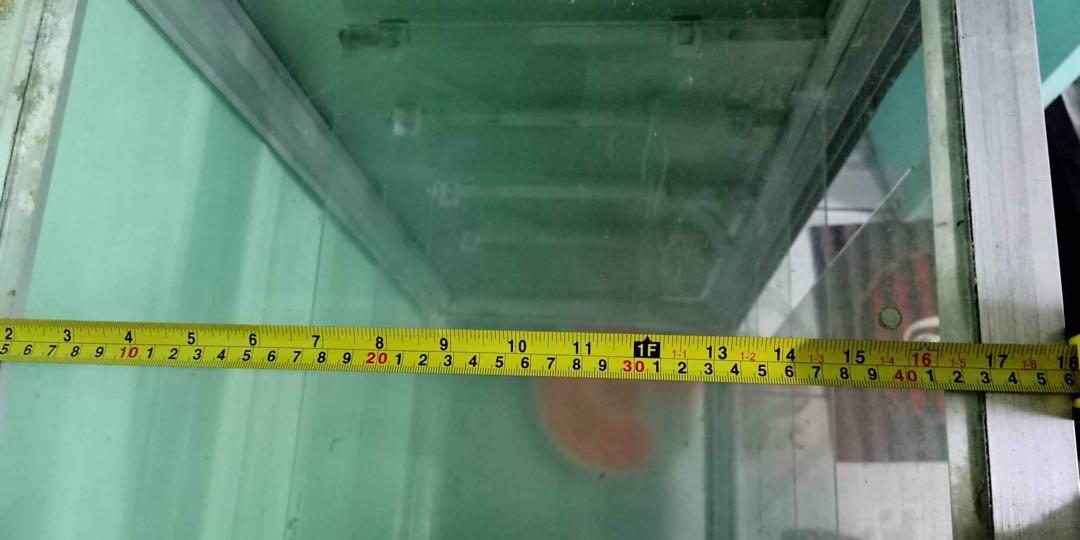 Glass shelf / Eskaparate, Furniture & Home Living, Furniture, Shelves ...