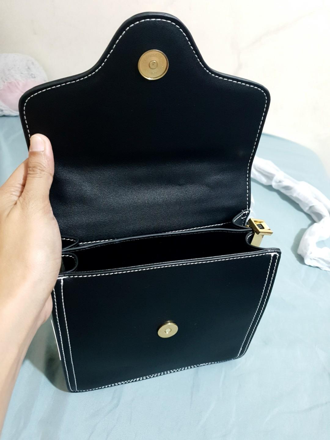 Hongkong Sling bag, Women's Fashion, Bags & Wallets, Cross-body Bags on ...