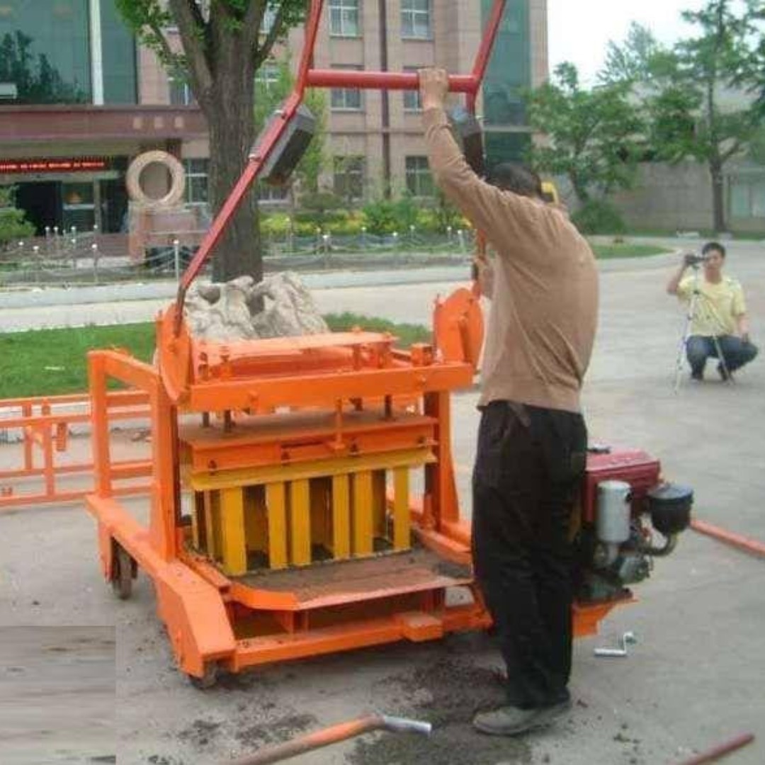 QM4-45 Hollow Block Machine (Diesel Engine), Commercial & Industrial ...