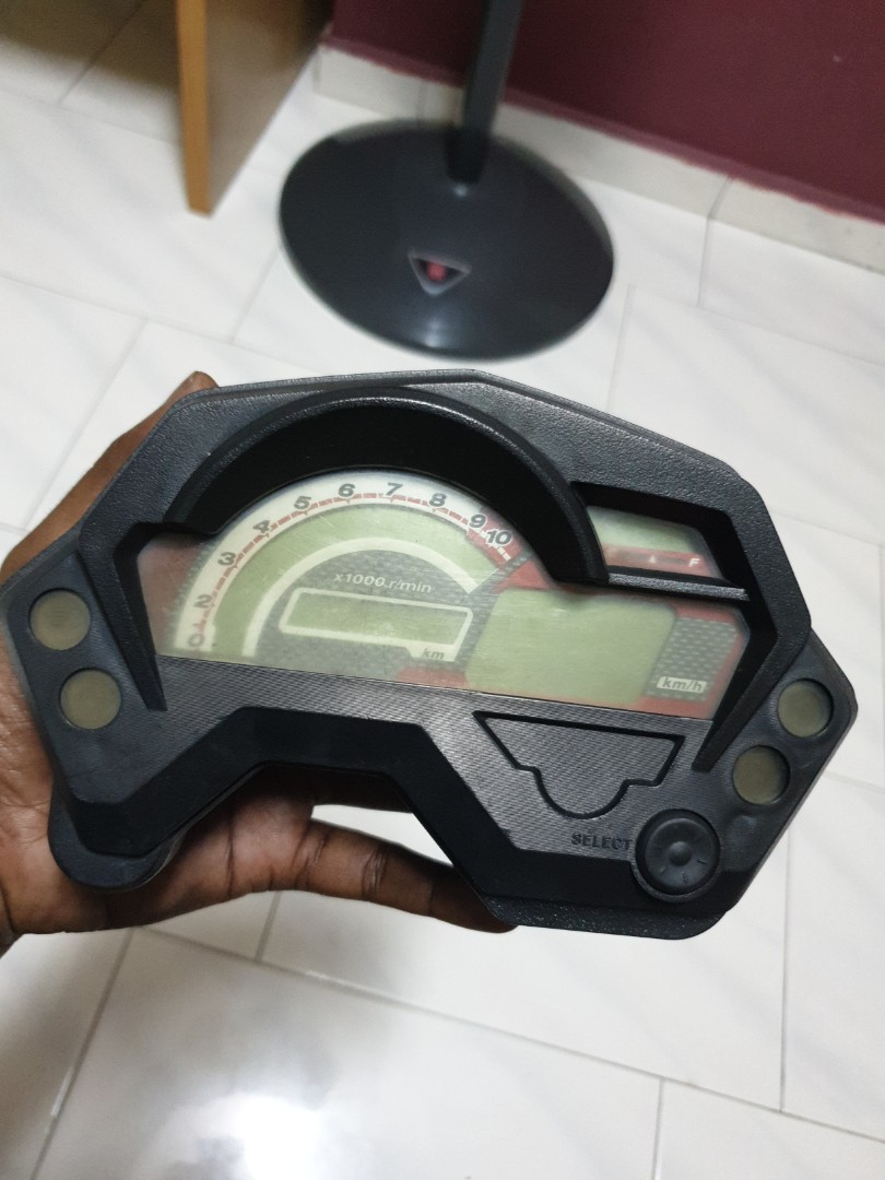 Yamaha FZ16 speedometer, Motorcycles, Motorcycle Accessories on Carousell