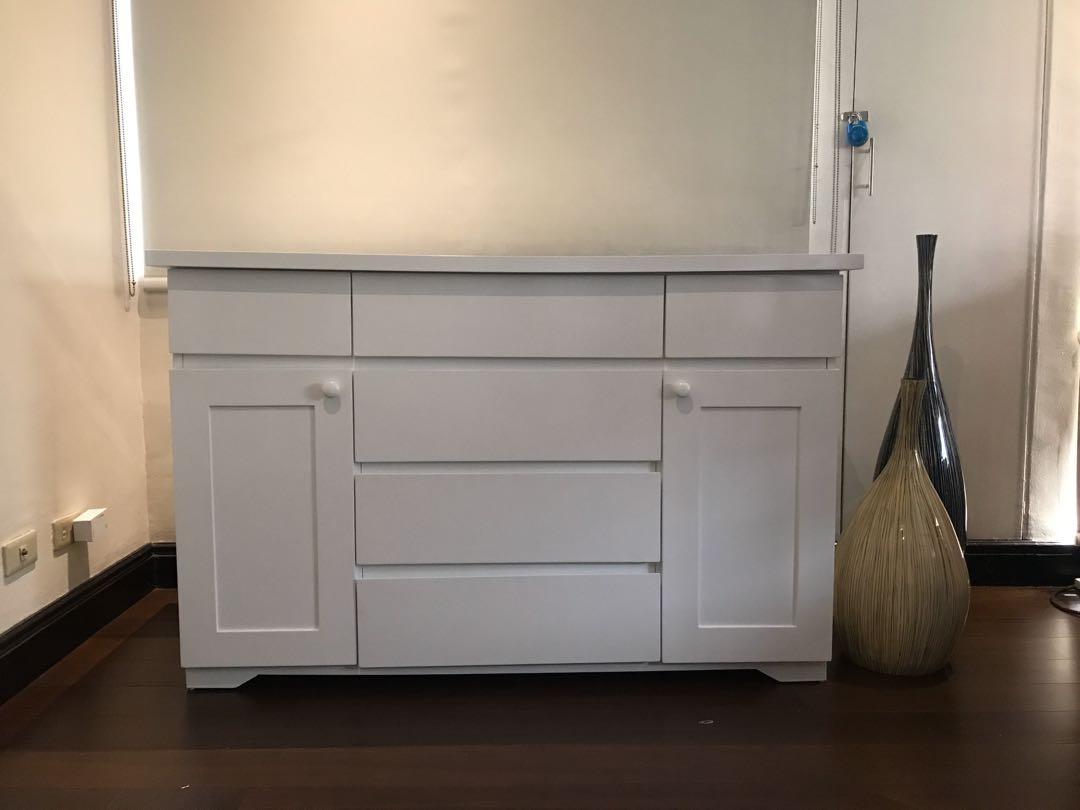 Dresser Cabinet Baby Changing Table, Babies & Kids, Baby Nursery & Kids ...