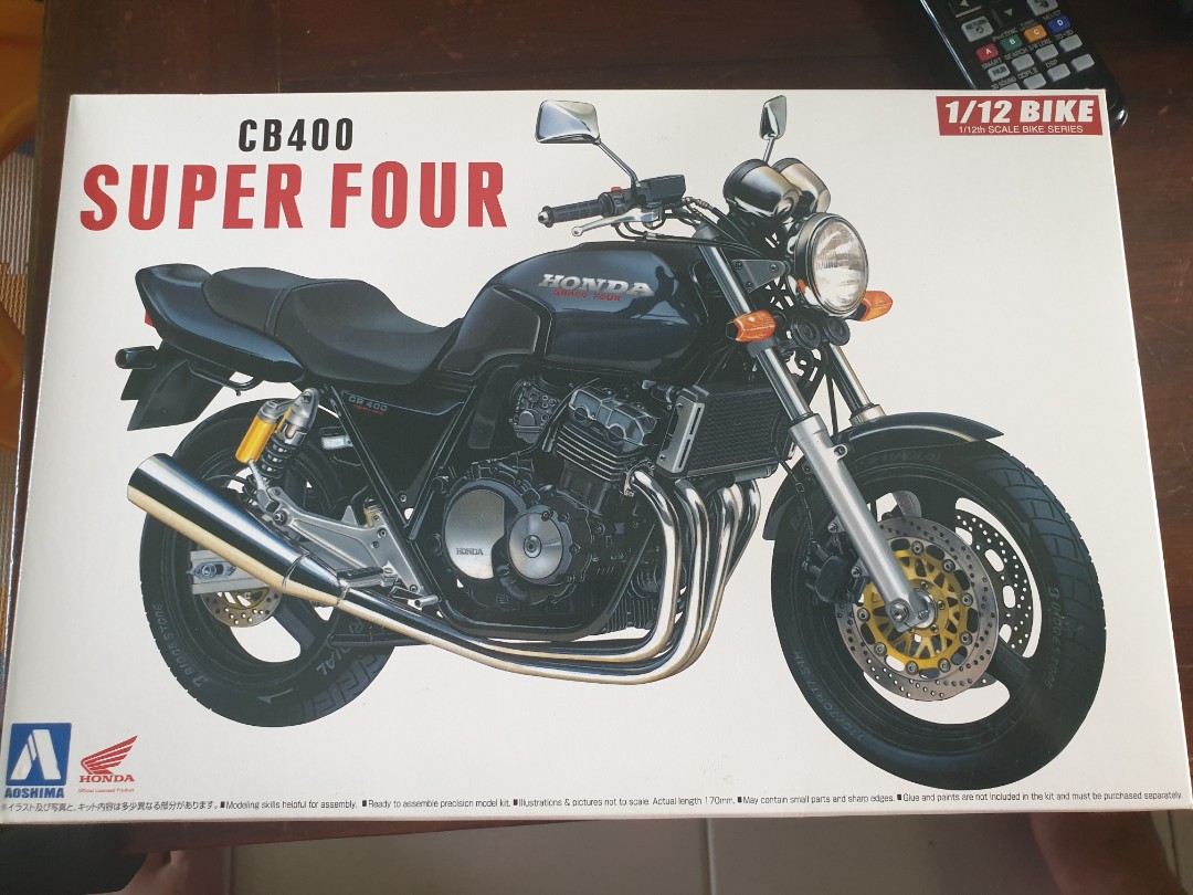 Honda Cb400/ Super 4 model kit 1/12, Hobbies & Toys, Toys & Games on Carousell