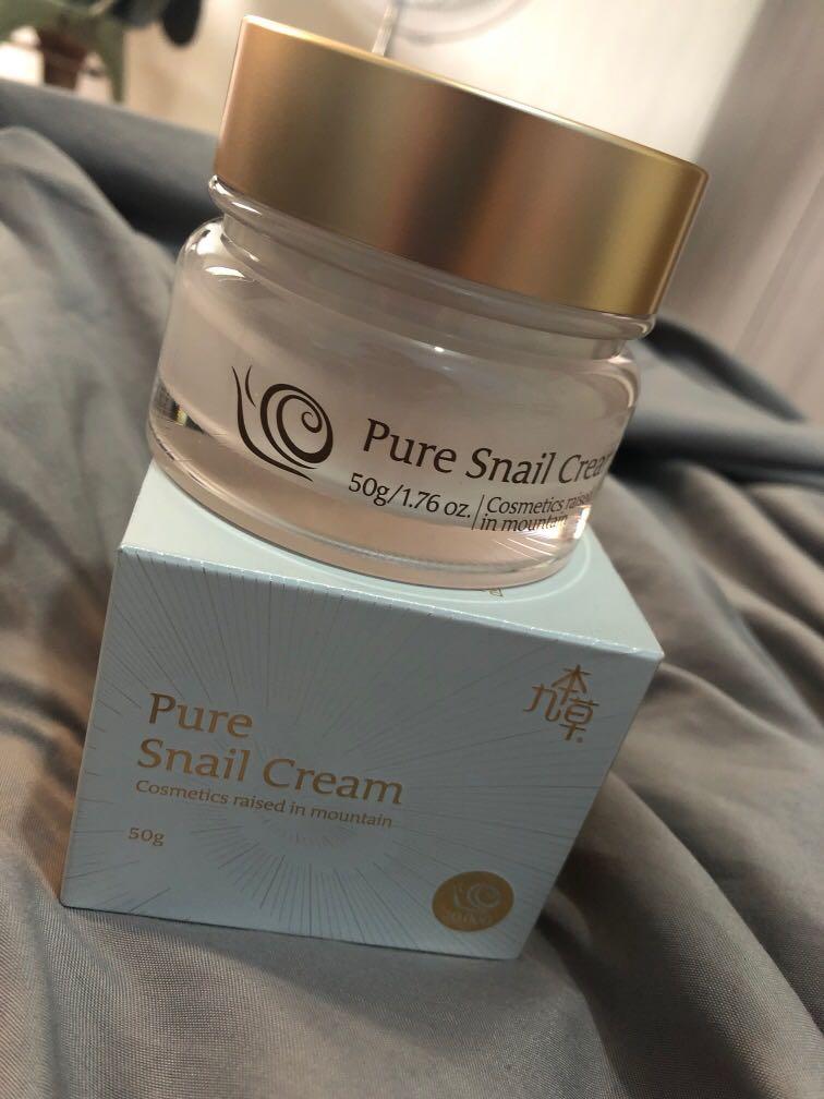 Korean Snail Cream, Beauty & Personal Care, Face, Face Care on Carousell