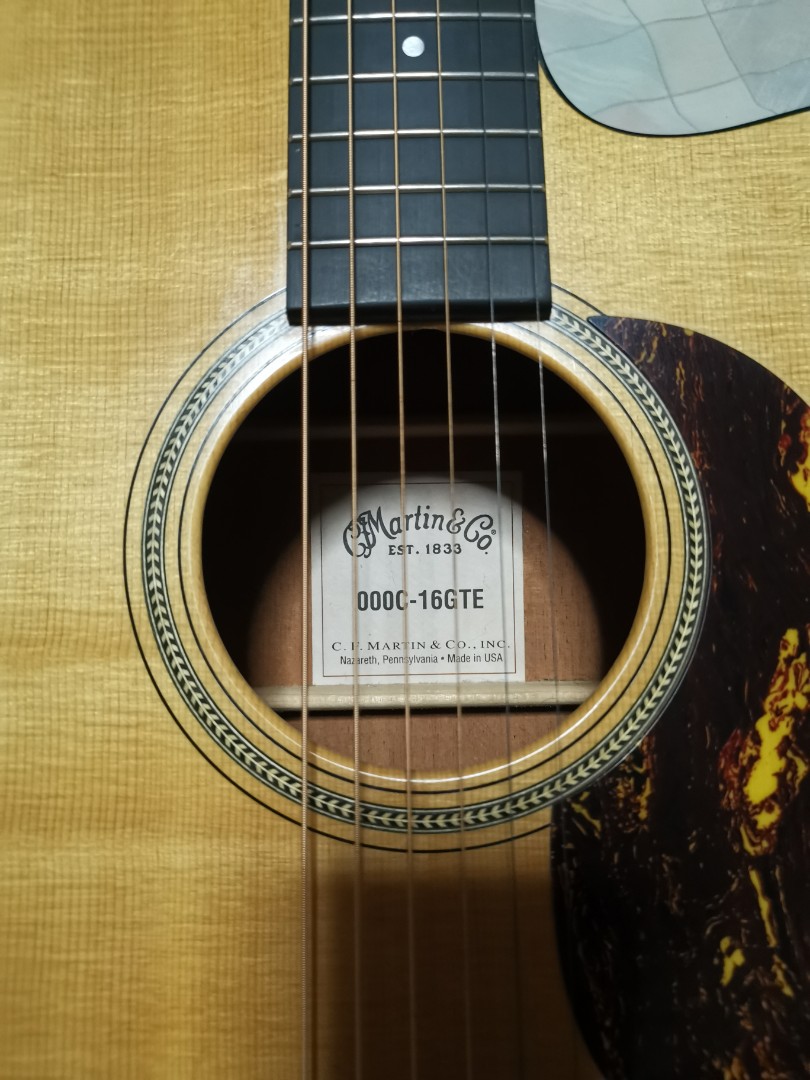 Martin OOOC - 16 gte (premium) USA, Hobbies & Toys, Music & Media ...