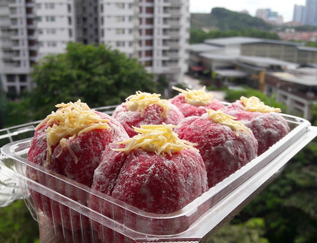 Red Velvet Cream Cheese Bomboloni, Food & Drinks, Packaged & Instant ...