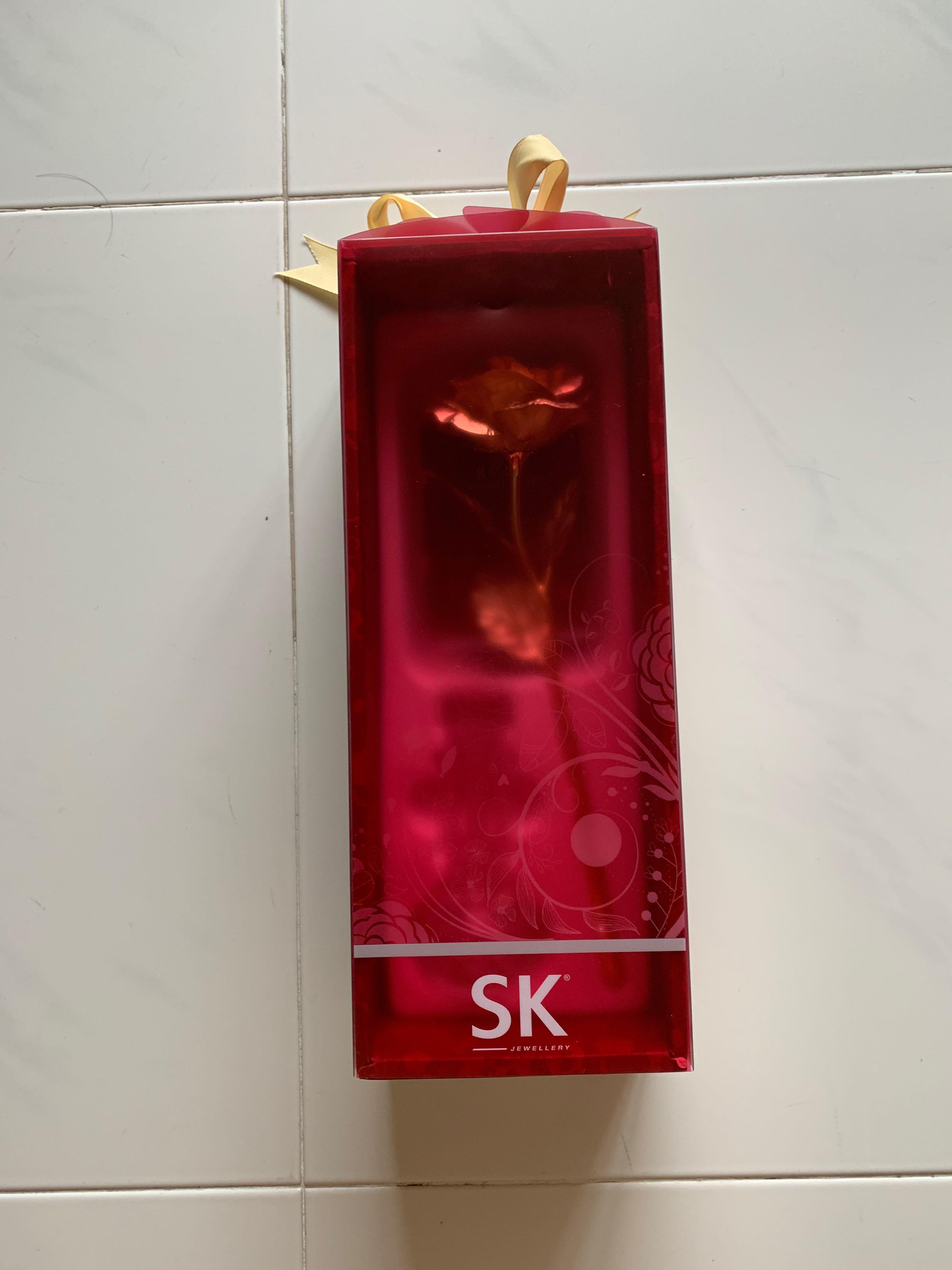 SK Rose 24K Gold Leaf Art, Everything Else on Carousell