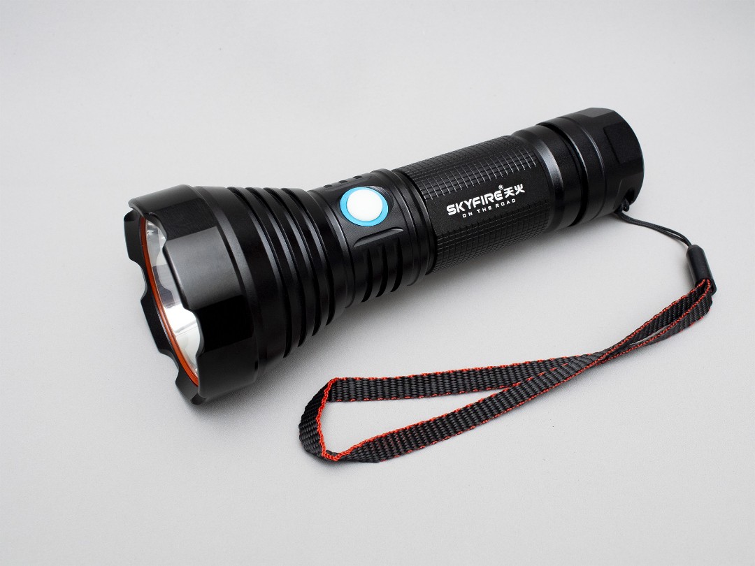 SkyFire M3-440 Flashlight [Torchlight, Powerful, 2500, USB], Sports ...