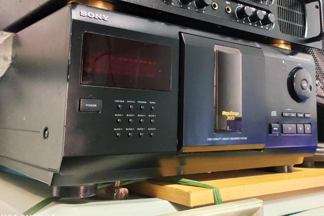Sony Mega CD Player (200cds) vintage and limited edition, Audio ...