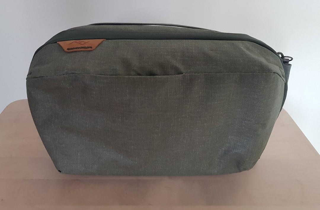 Toiletry pouch Peak Design, Men's Fashion, Bags, Belt bags, Clutches ...