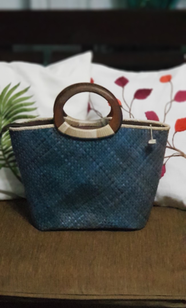 Native Pandan tote bag in pale blue color, Women's Fashion, Bags ...
