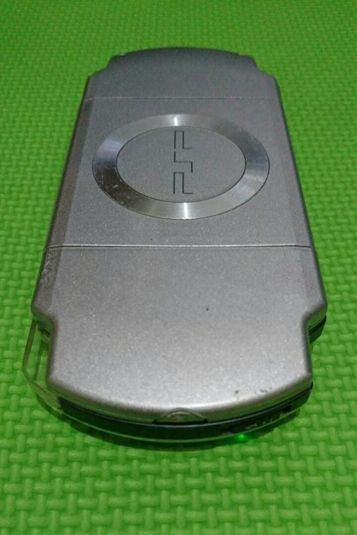 PSP 2000 Unit Only #019, Video Gaming, Video Game Consoles, PlayStation ...