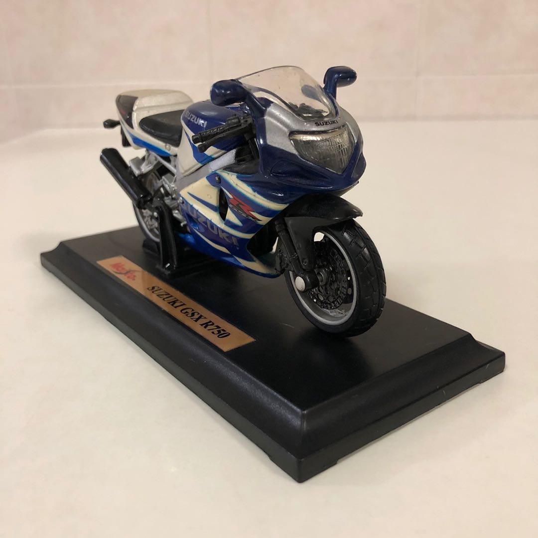 Suzuki GSX R750 Motorbike Model - Maisto (blue/white), Hobbies & Toys ...