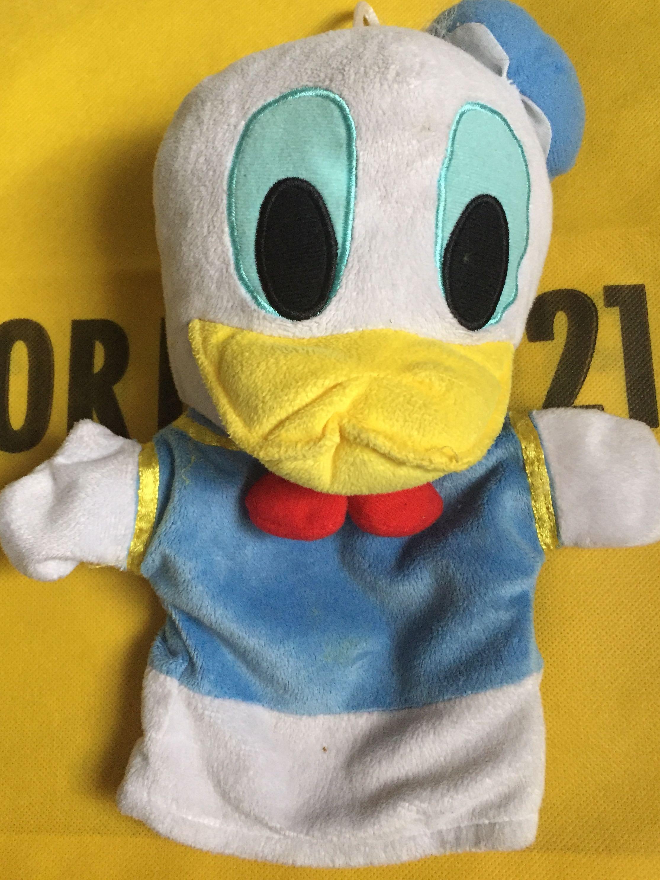 Daisy Duck puppet/ disney toy, Hobbies & Toys, Memorabilia ...