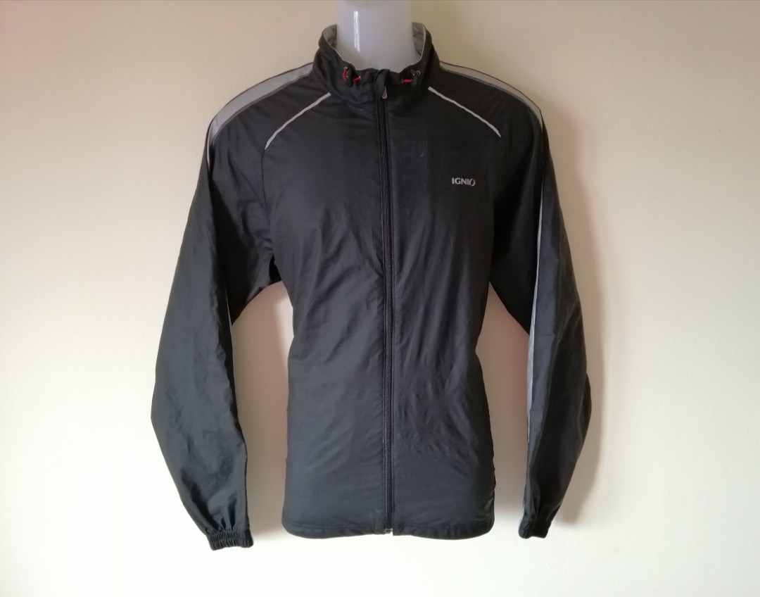 Ignio Windbreaker Jacket, Men's Fashion, Coats, Jackets and Outerwear ...