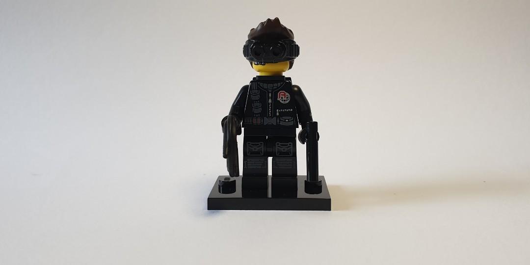 Lego Minifigures Series 16 Spy, Hobbies & Toys, Toys & Games on Carousell