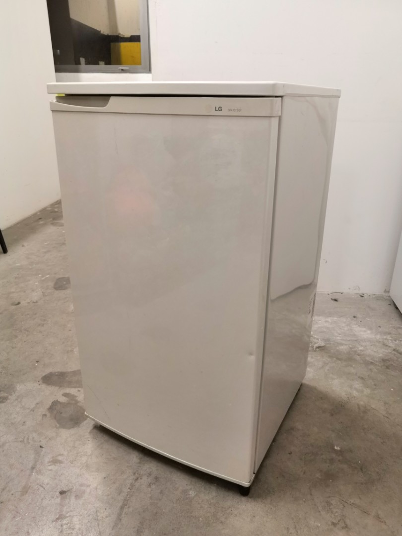 LG Mini Bar Fridge / Mini Fridge, TV & Home Appliances, Kitchen ...