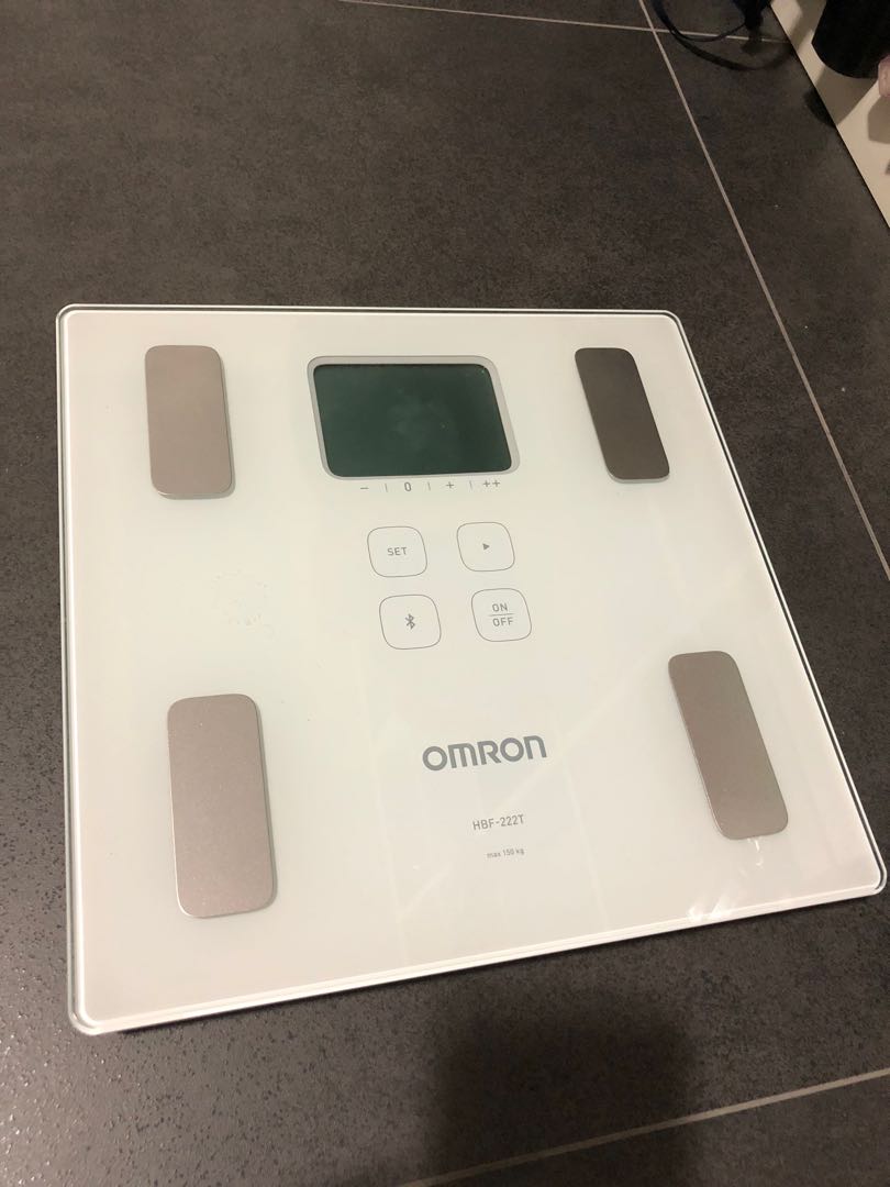 Omron weighing machine, Health & Nutrition, Health Monitors & Weighing ...