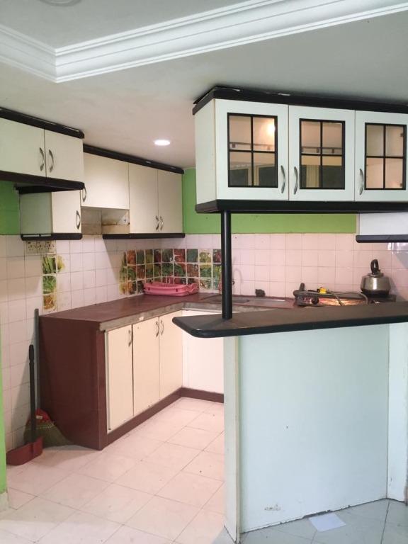 Pangsapuri Taman Ampang Mewah LRT CAHAYA PARTIALLY FURNISHED, Property ...