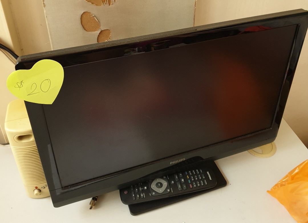 Philips LCD TV, TV & Home Appliances, TV & Entertainment, TV on Carousell