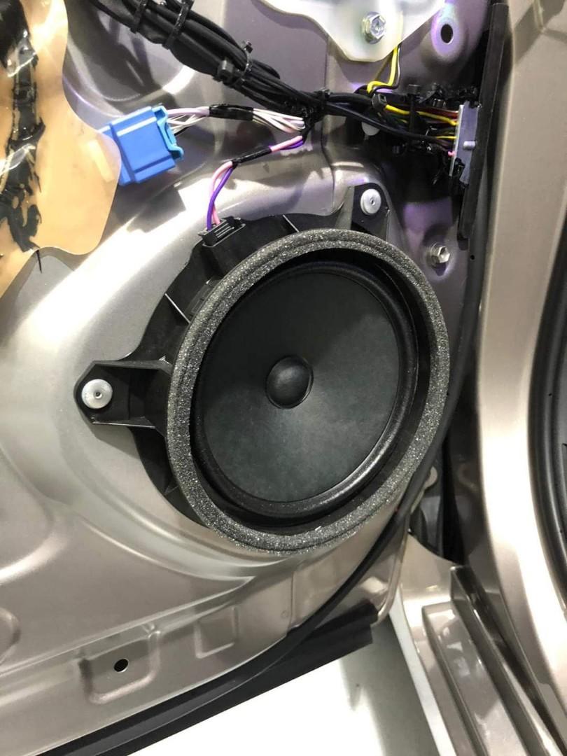 Alphard speakers installed on this wonderful ride! A simple yet ...