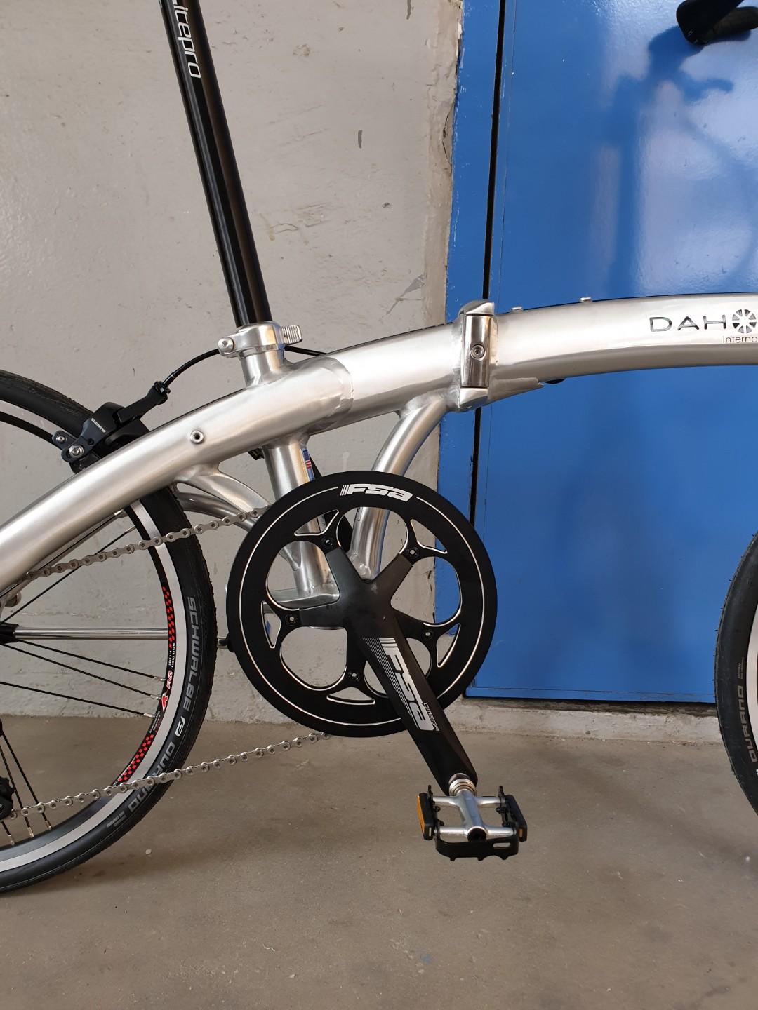 Fsa Omega Hollowtech crankset (from dahon 30yrs anniversary bike ...