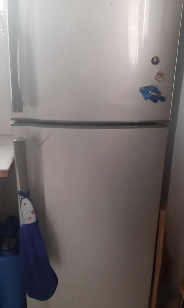 Kelvinator two door ref., TV & Home Appliances, Kitchen Appliances ...