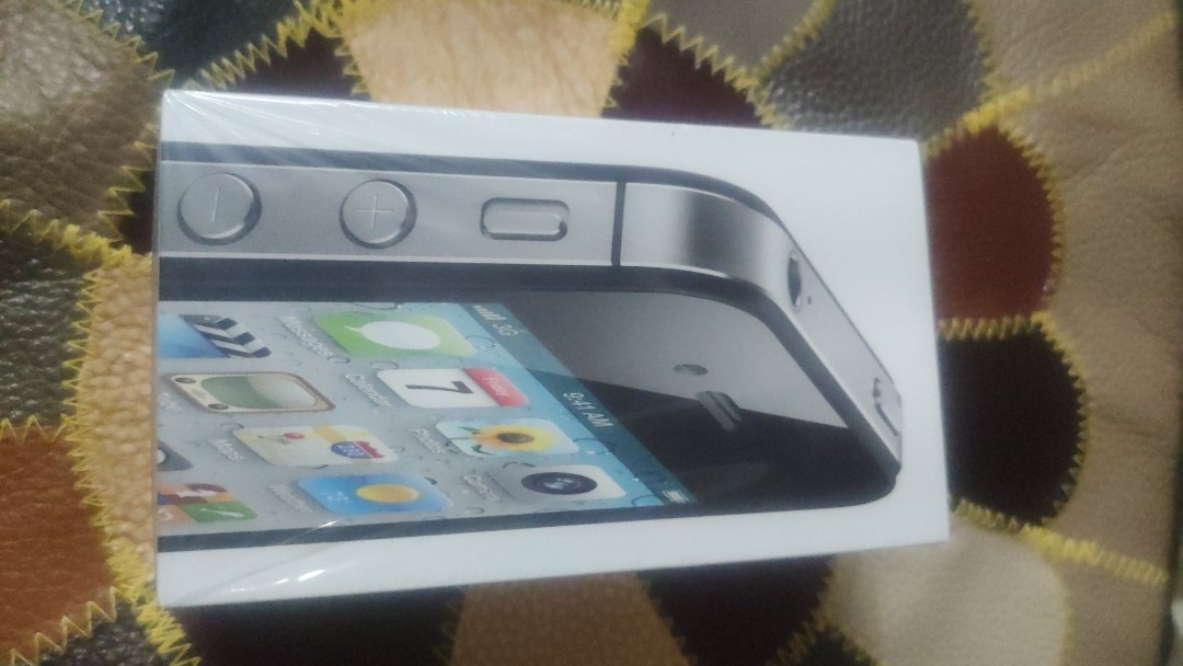 蘋果iPhone 4s 16G 空盒（Empty box）, 手機及配件, 手機, iPhone, iPhone 8 系列在旋轉拍賣