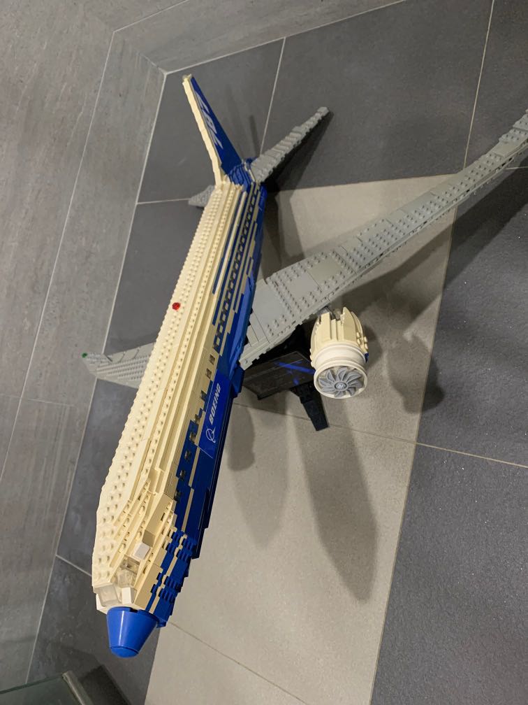 LEGO 787, Hobbies & Toys, Toys & Games on Carousell