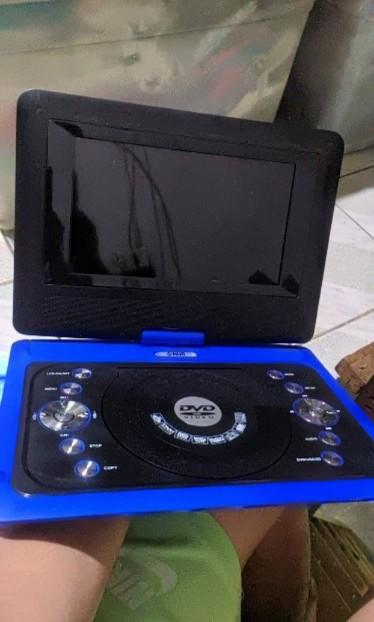 HUG Portable DVD Player, Audio, Portable Music Players on Carousell