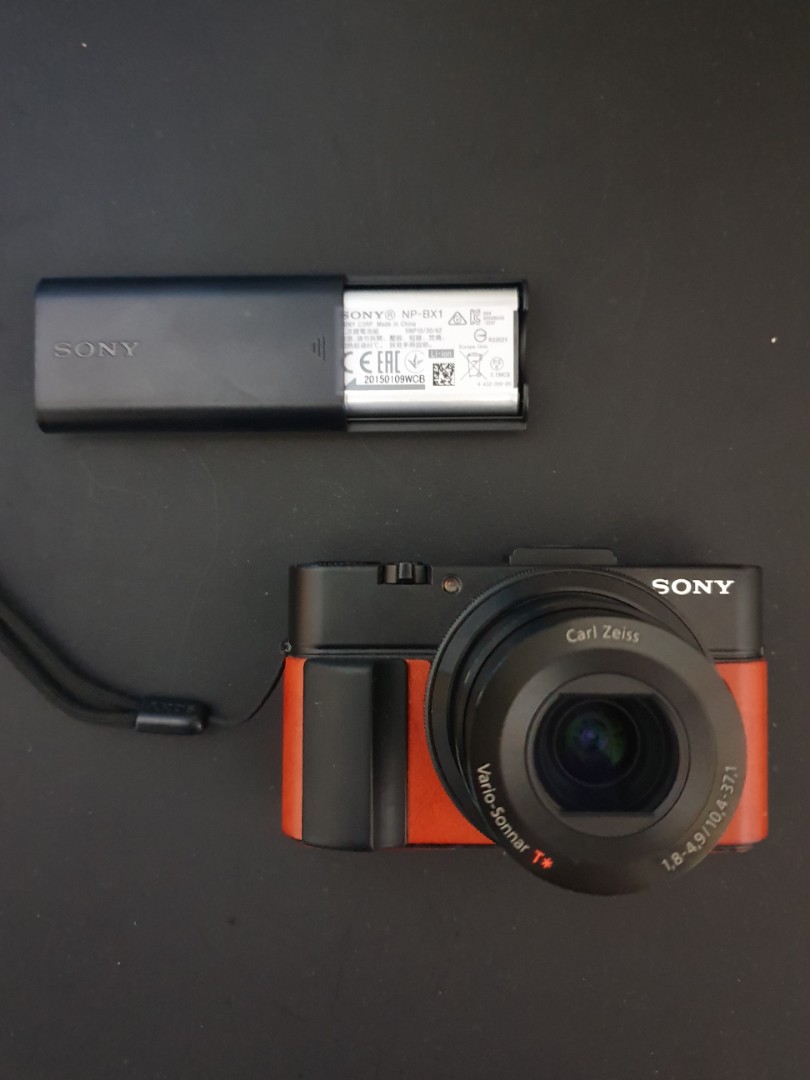 Sony RX100 M2 Camera, Photography, Cameras, Digital Cameras on Carousell