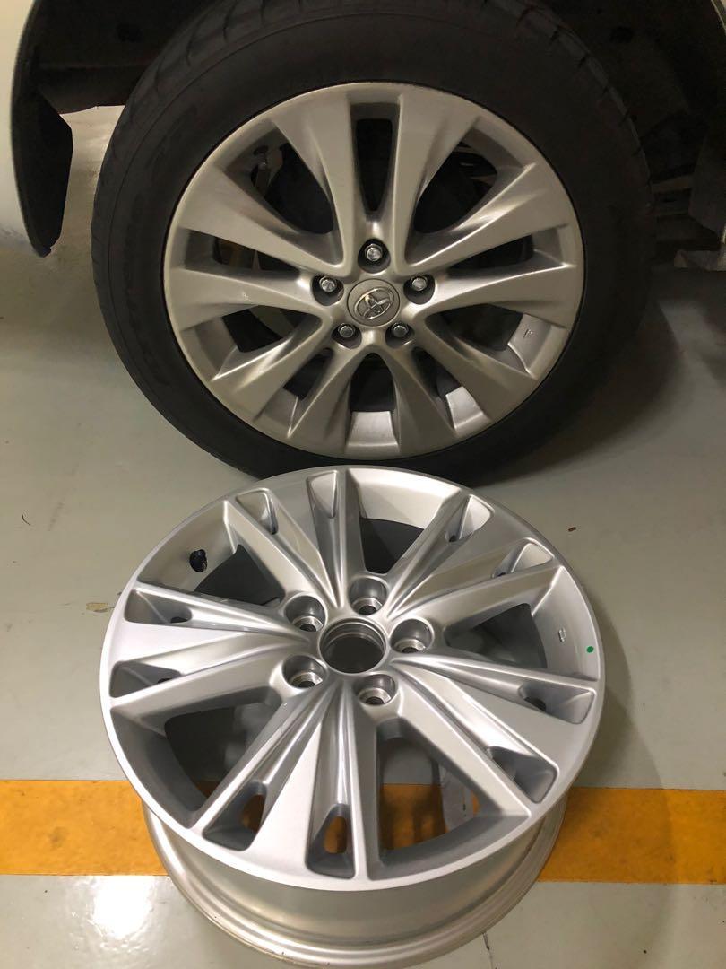 Toyota innova v 17s original mags, Car Parts & Accessories, Mags and ...