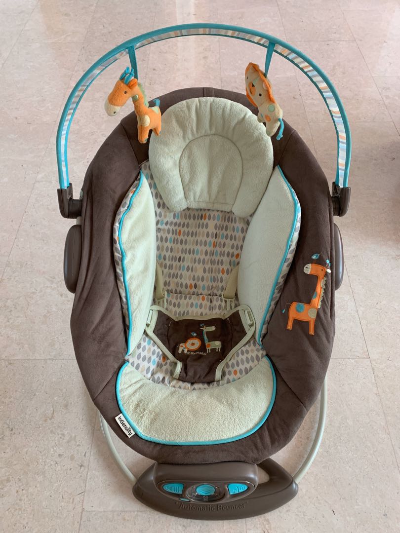 Automatic Bouncer, Babies & Kids, Infant Playtime on Carousell