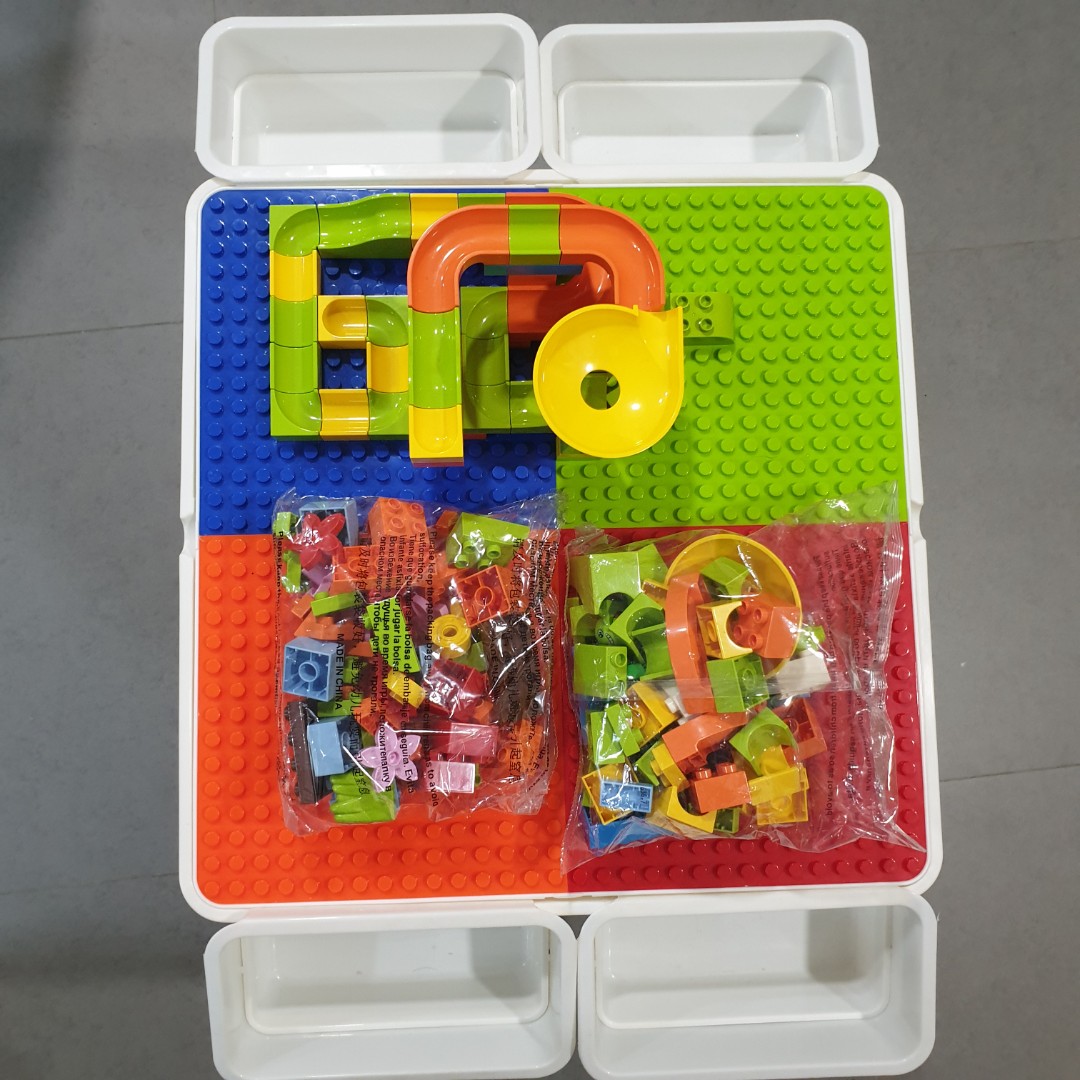 Building blocks table, Hobbies & Toys, Toys & Games on Carousell