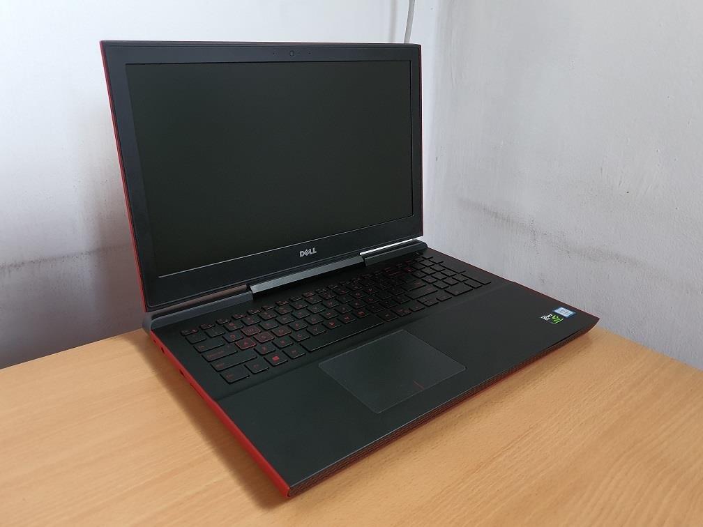 dell-inspiron-15-gaming-g5-7566-i5-6300hq-4gb-1tb-4gb-nvidia-gtx-960m