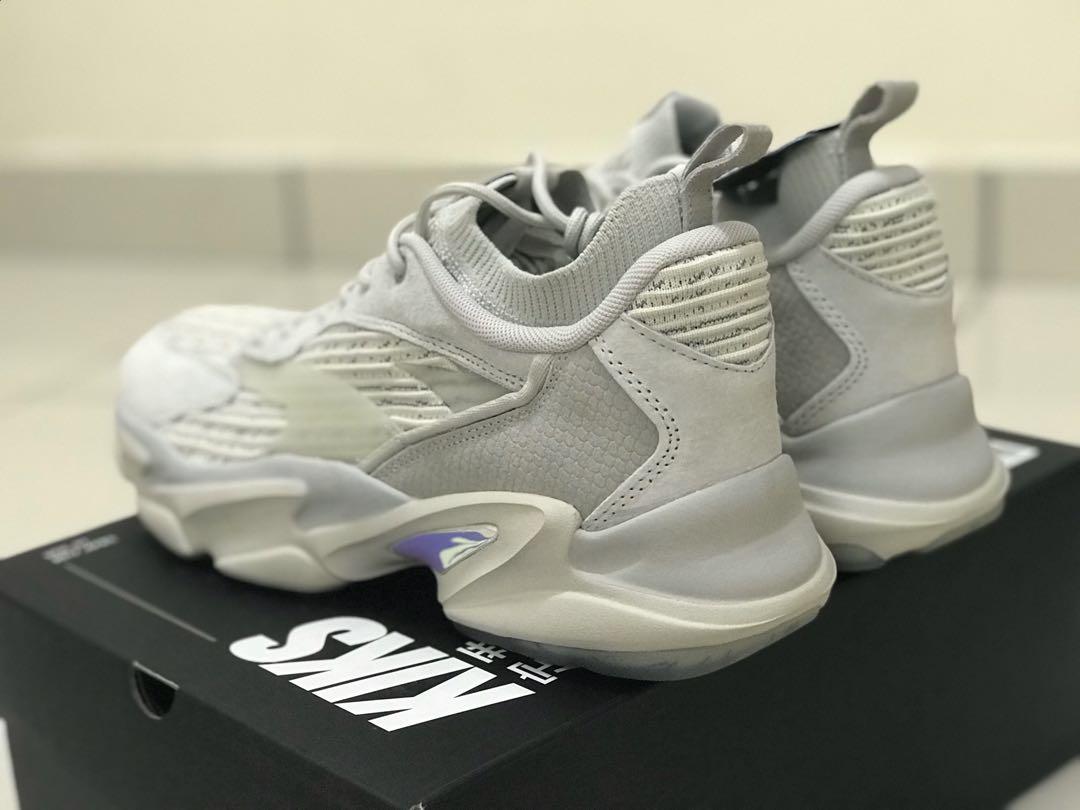 ANTA x KIKS LA RUNNER, Men's Fashion, Footwear, Sneakers on Carousell