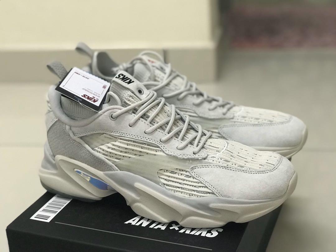 ANTA x KIKS LA RUNNER, Men's Fashion, Footwear, Sneakers on Carousell
