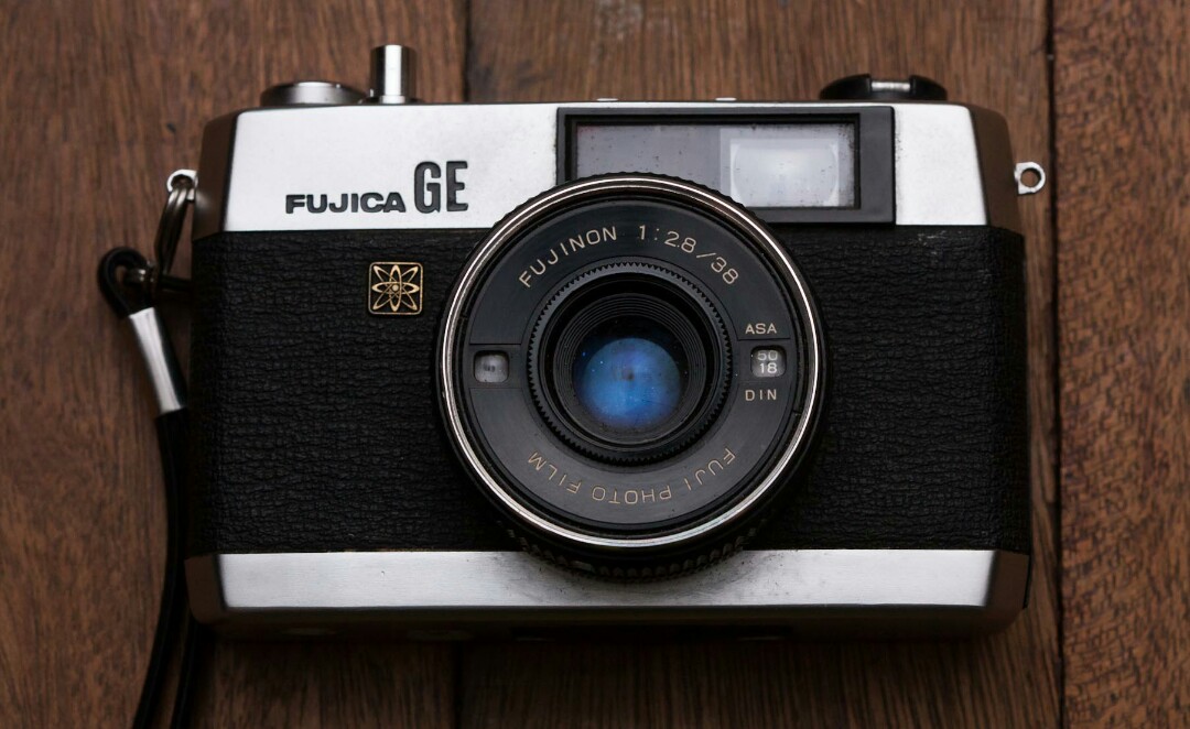 Fujica GE film camera, Photography, Cameras on Carousell