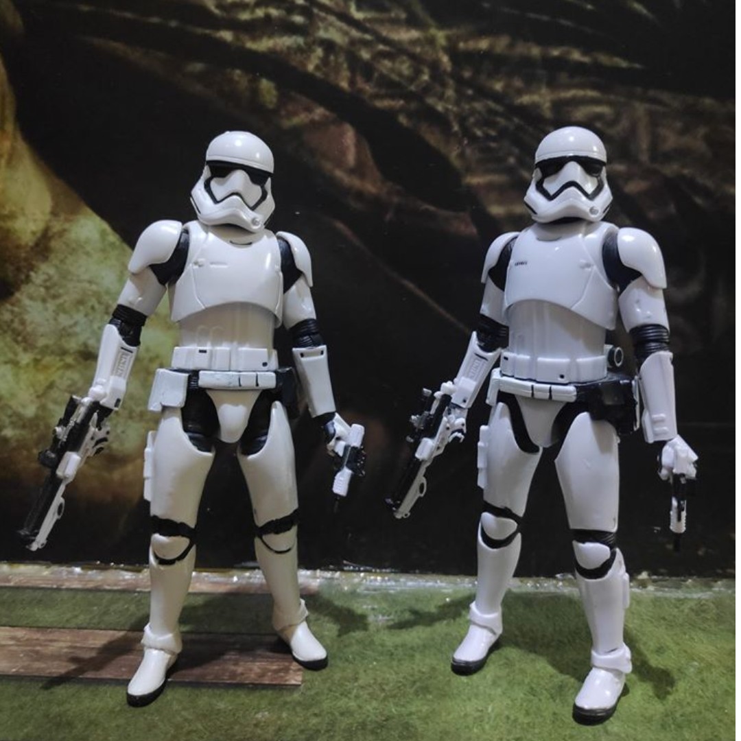 Hasbro Star Wars Black Series - First Order Stormtroppers and Captain ...