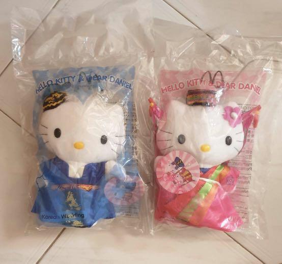Hello Kitty and Dear Daniel Korean Wedding Wedding Plushie Hanbok ...