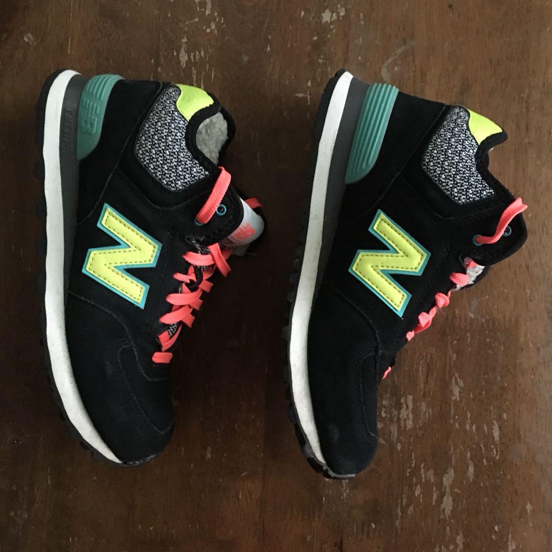 New Balance 574 model, Women's Fashion, Footwear, Sneakers on Carousell