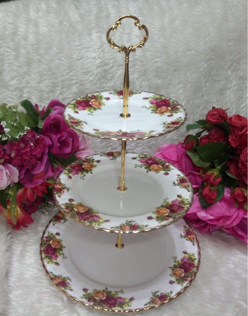 Royal Albert Old Country Roses 3 Tier Cake Stand, Hobbies & Toys ...