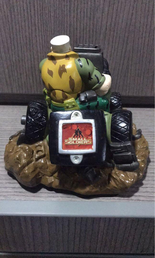 Small Soldiers Major Chip Hazard Archer DreamWorks Kenner Statue ...