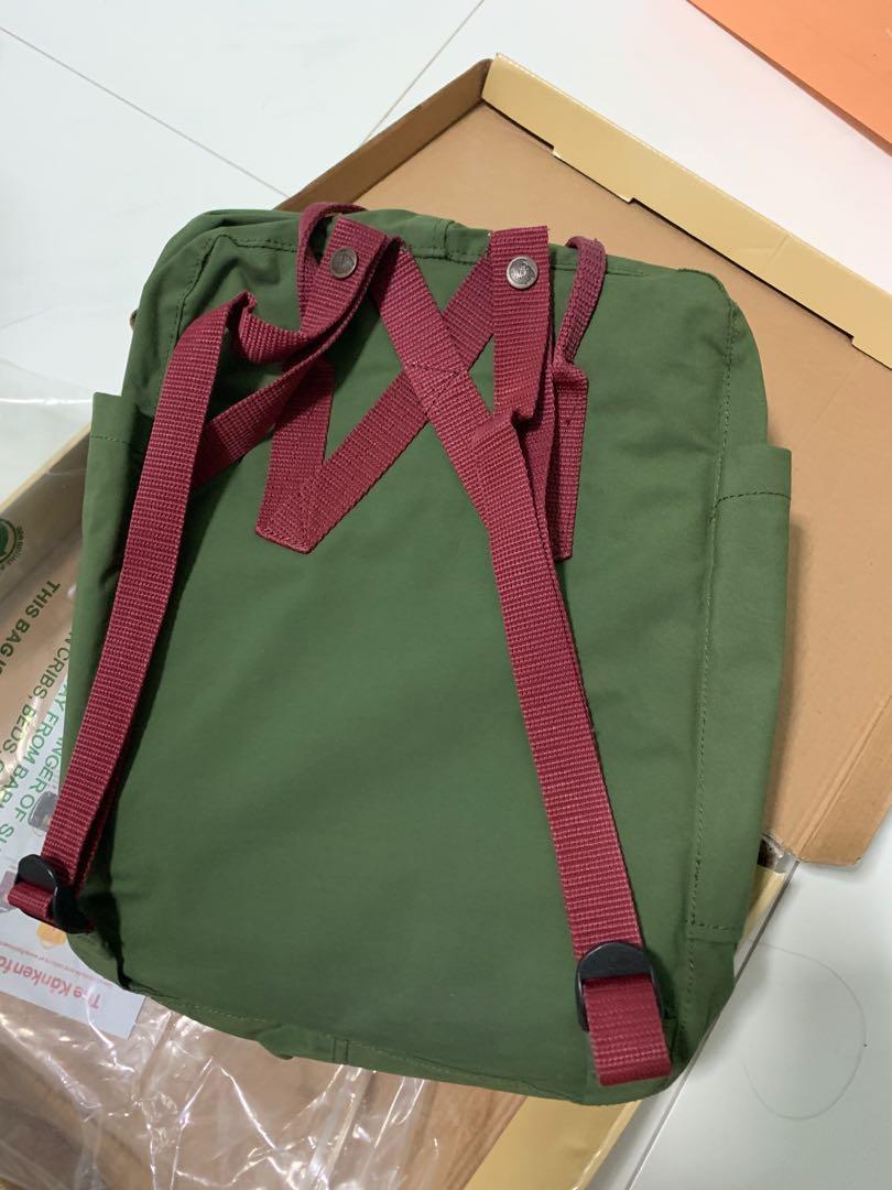 Fjallraven Kanken Classic - Forest Green Ox Red, Women's Fashion, Bags ...