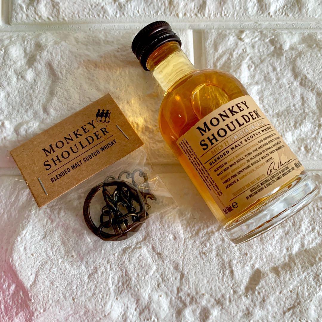 Monkey Shoulder 50ml and keychain set, Food & Drinks, Alcoholic ...