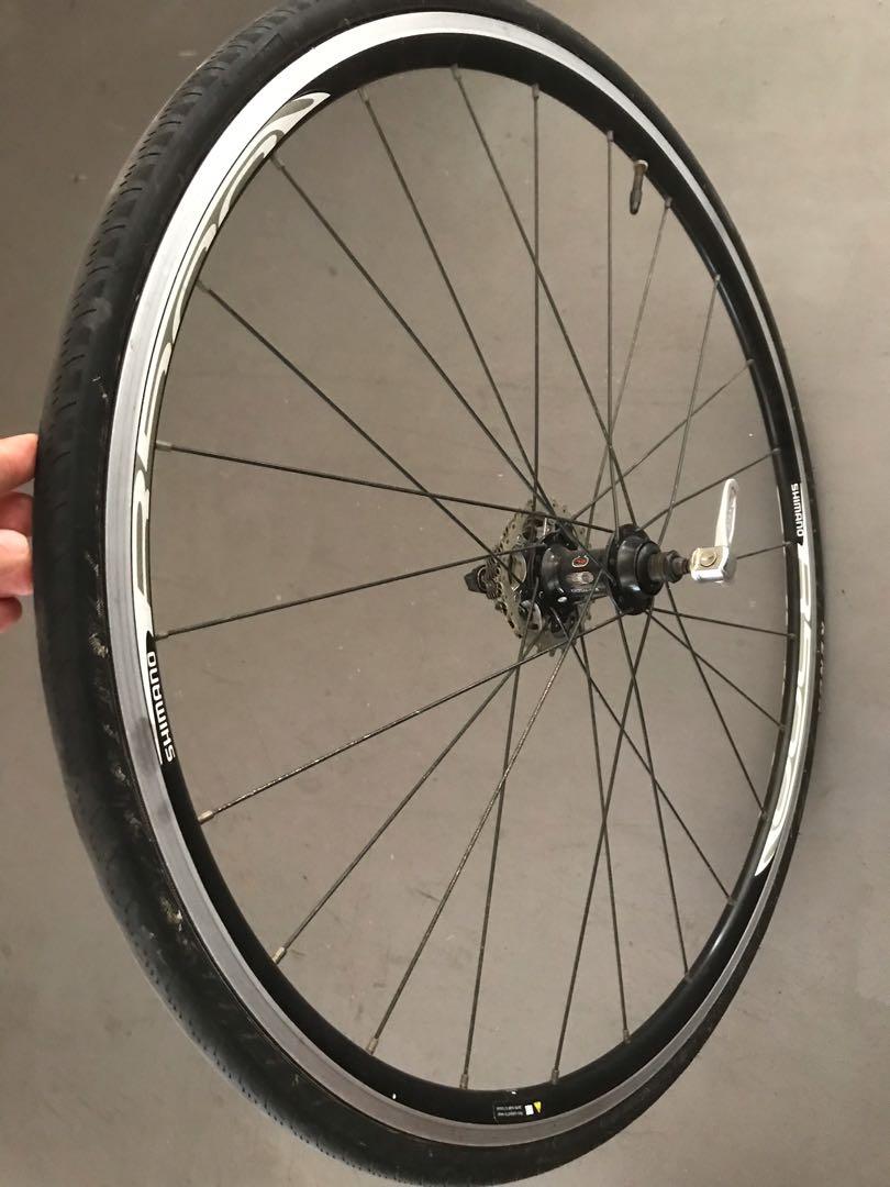 Shimano WH-R500 Wheel Sets with 10 speed Cassette, Sports Equipment ...