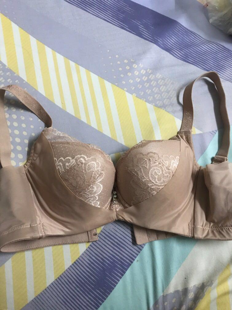 Sorella bra B75, Women's Fashion, New Undergarments & Loungewear on Carousell