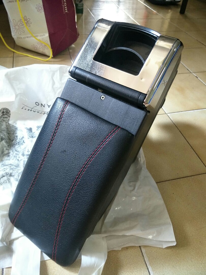 suzuki swift arm rest, Car Accessories, Accessories on Carousell