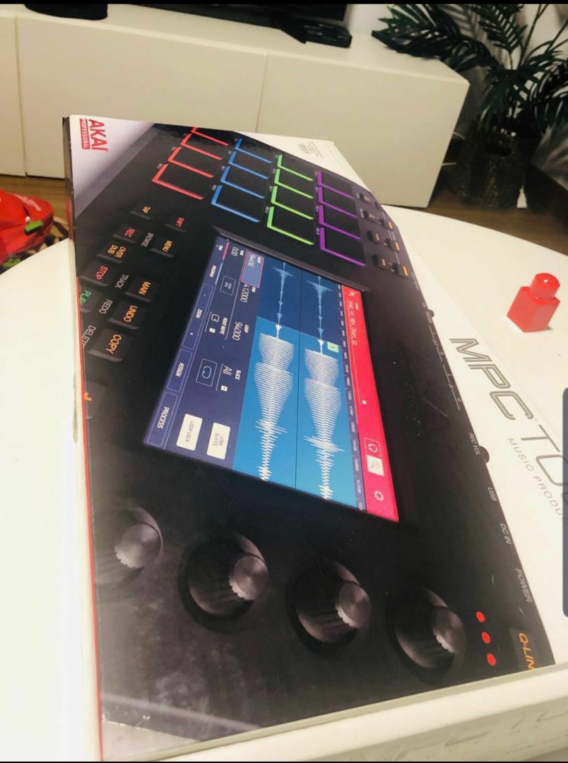 Akai MPC Touch, Hobbies & Toys, Music & Media, Musical Instruments on ...