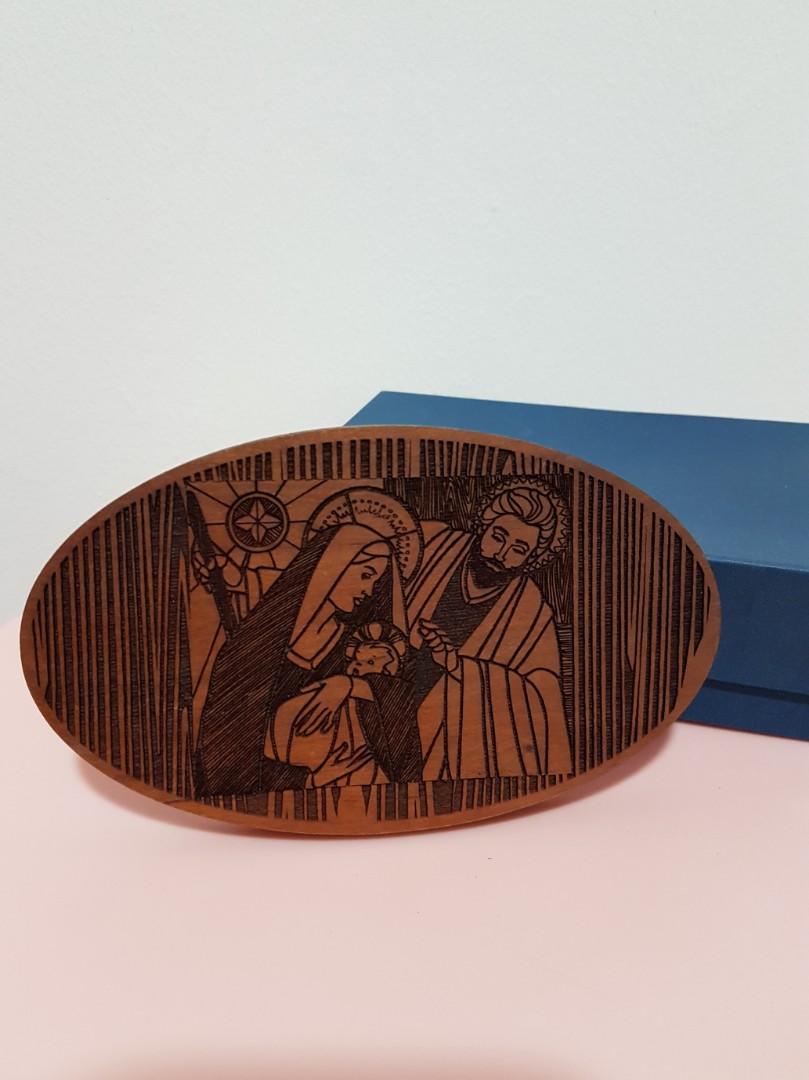 Nativity Wooden Display - Baby Jesus, Hobbies & Toys, Memorabilia ...