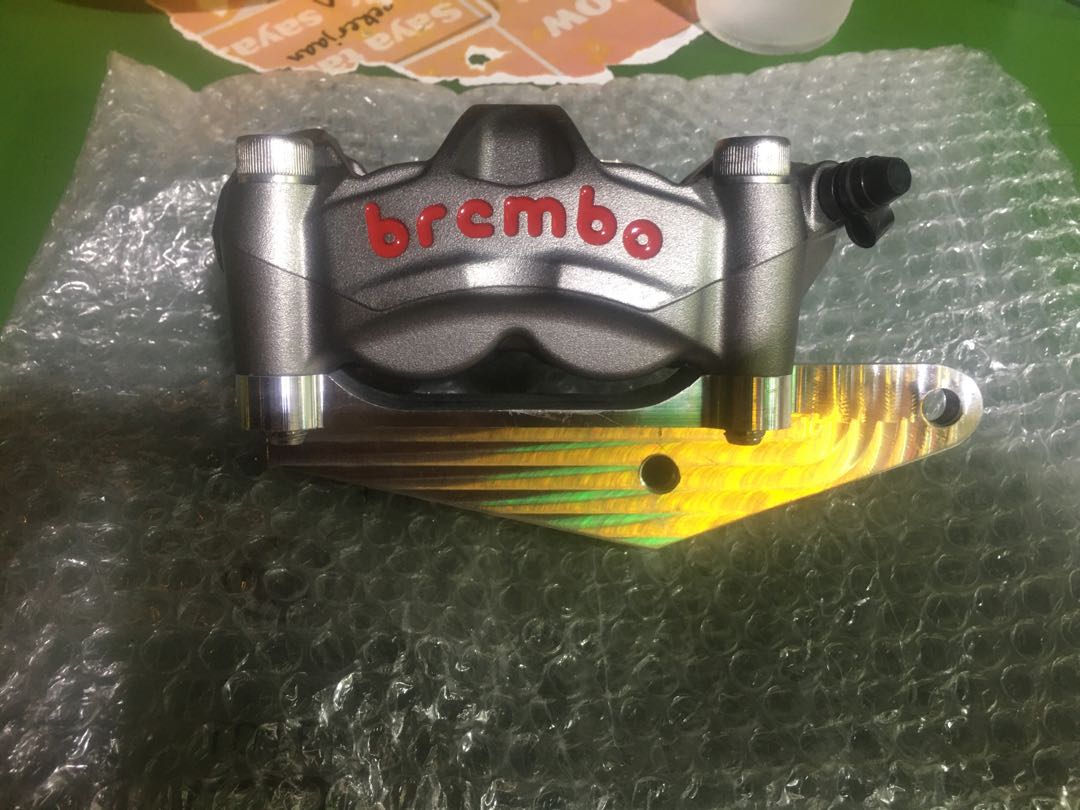 Brembo Caliper M5, Motorcycles, Motorcycle Accessories on Carousell